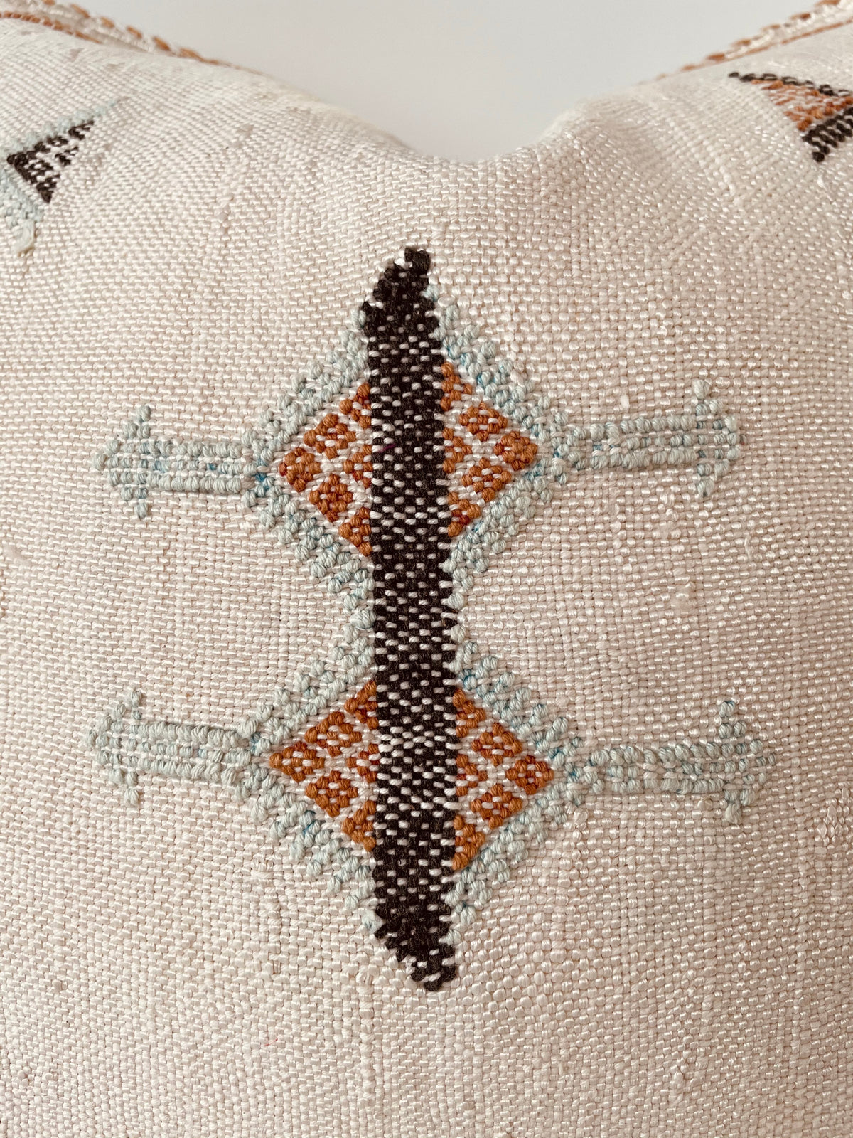 Sabra Pillow - White dune #1 — The Moroccan Label