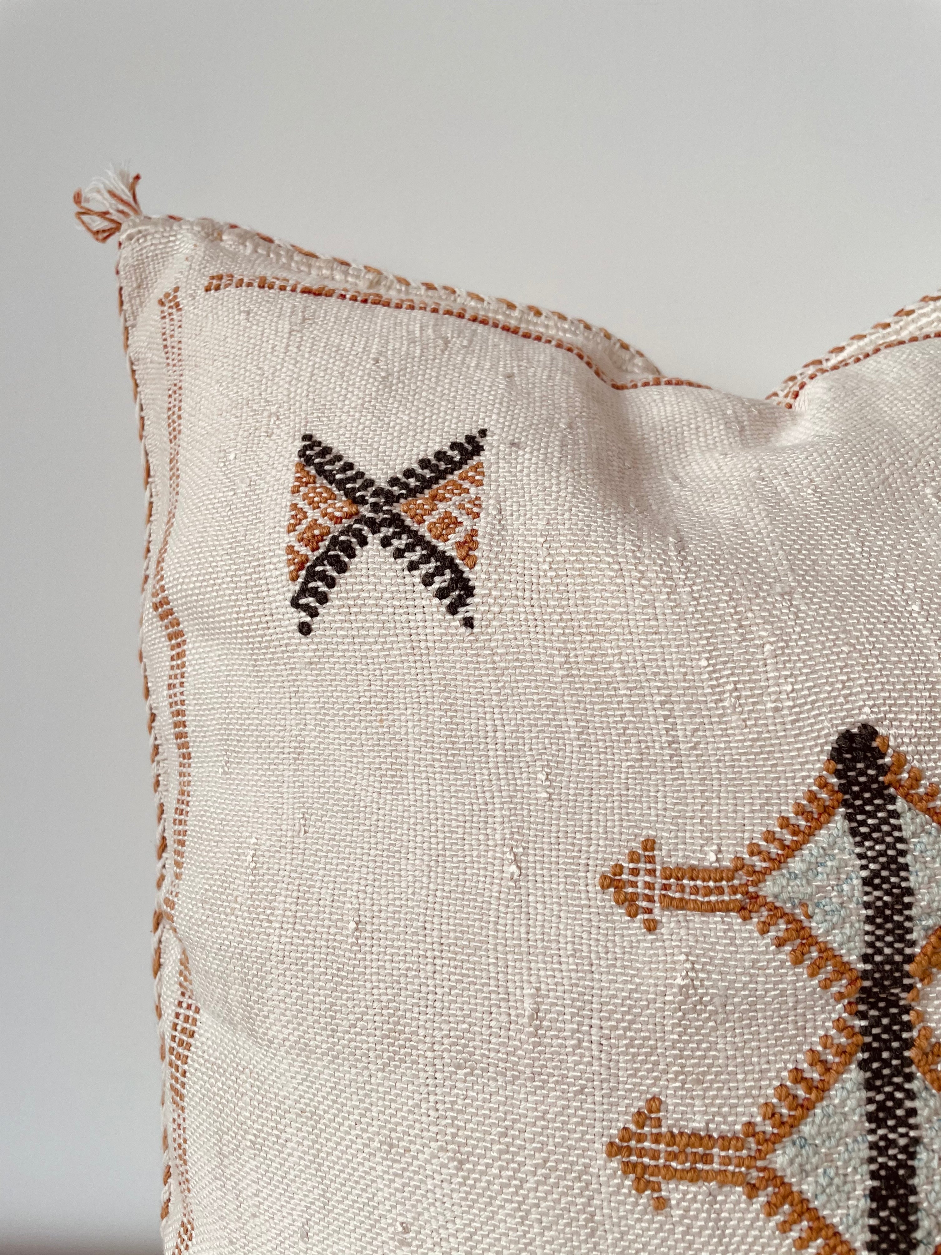 Sabra Pillow - White dune #1 — The Moroccan Label